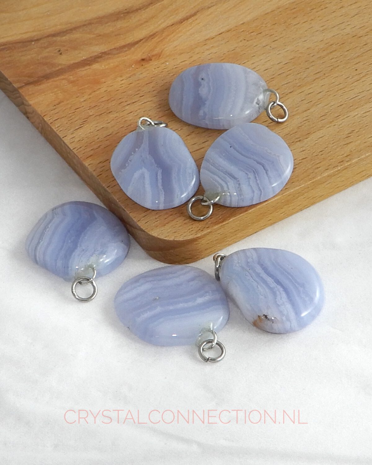 Chalcedoon - edelstenen a-z - www.crystalconnection.nl