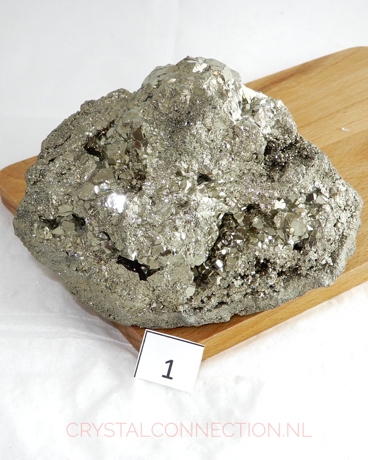 Pyriet - kenmerken en werking - www.crystalconnection.nl