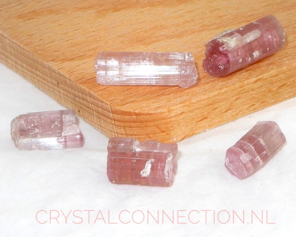 Toermalijn roze staafje helder - Crystal Connection